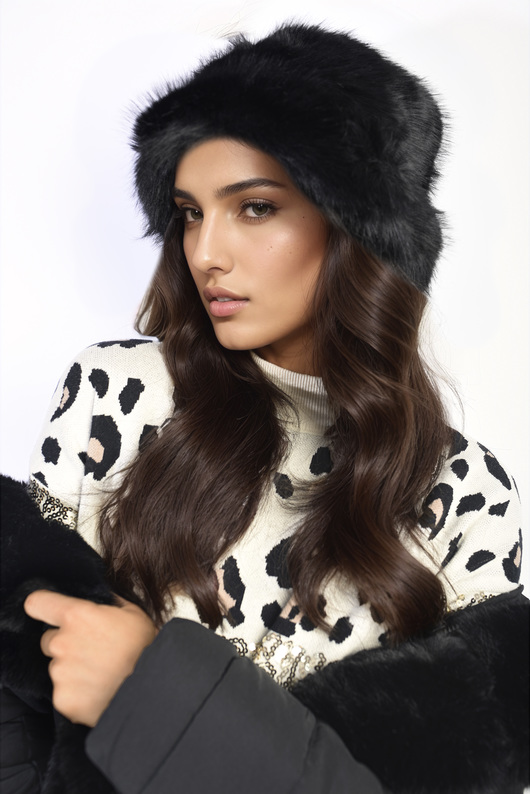 Black Ashley Fluffy Faux Fur Winter Hat | ikrush