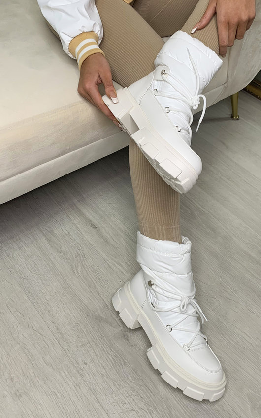 White Ezra Padded Lace Up Chunky Sole Snow Boots | ikrush